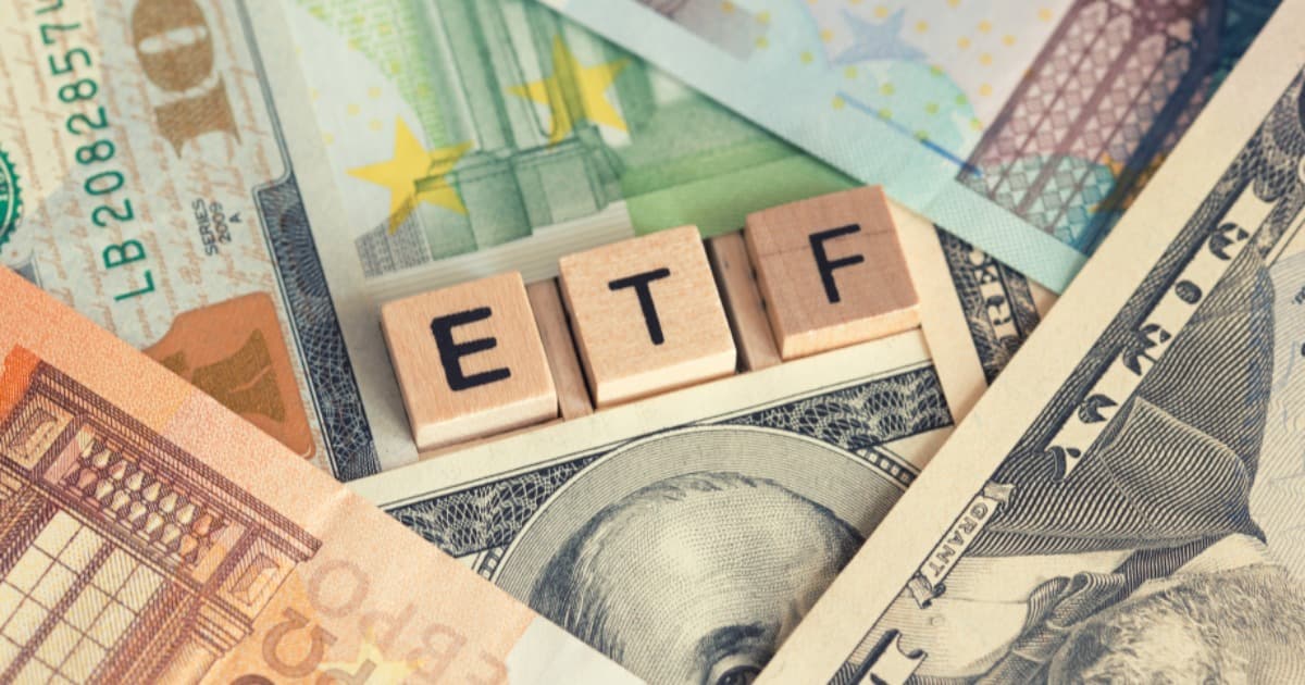 陸股ETF規模排行榜：00882、006205、00752；上証、中國50指數 是什麼？（公開資訊統整）｜豐雲學堂 2025 年 10 月